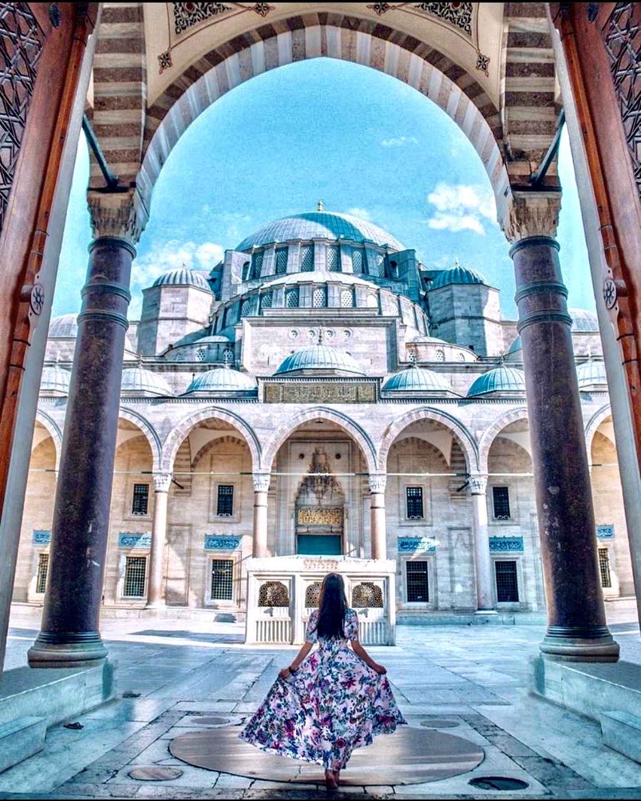 Istanbul Shows: Turkish Night Performances & Whirling Dervishes